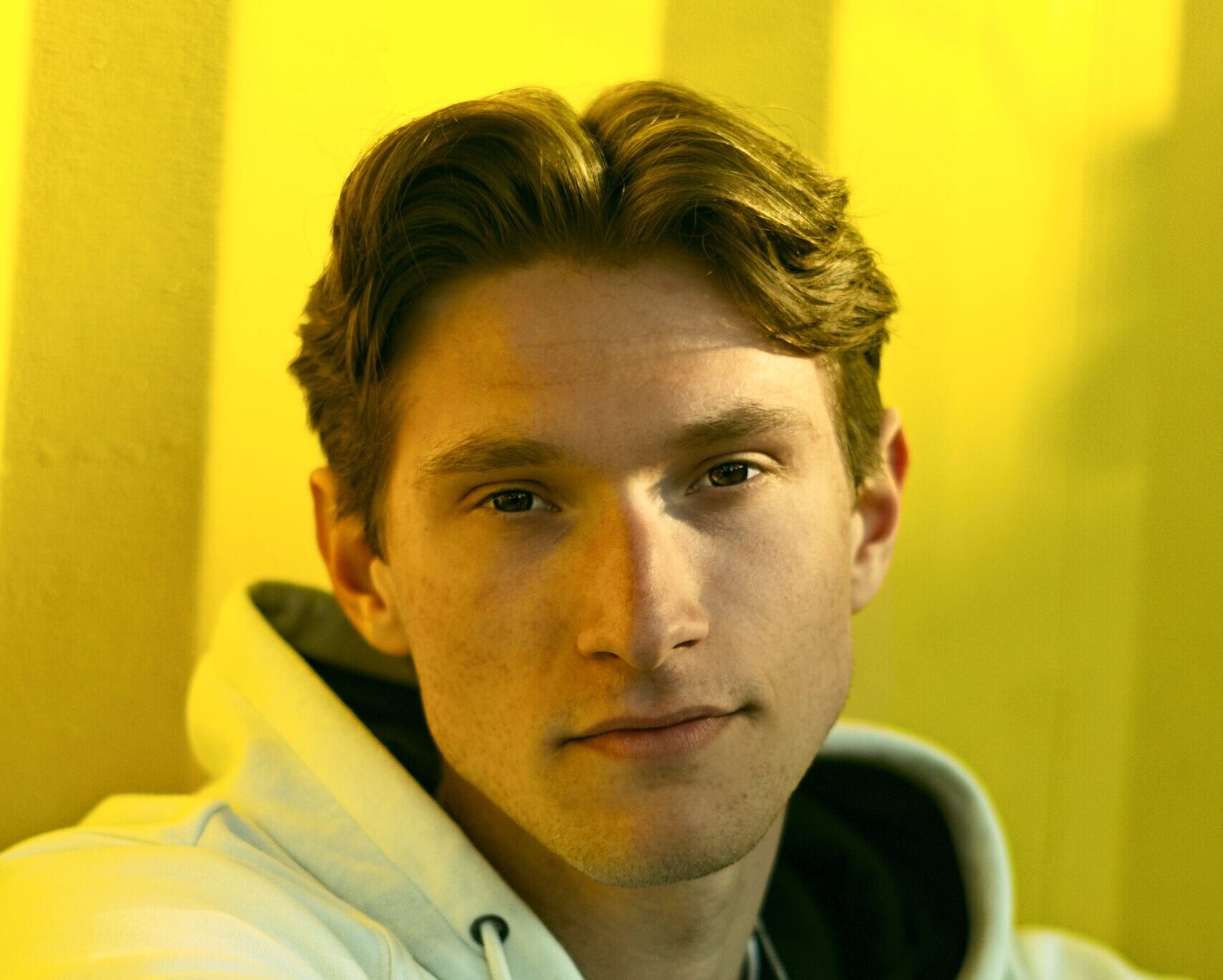 Singleaktuelle Adam Seuba spillede Dire Straits som 2-årig - AmagerNyt